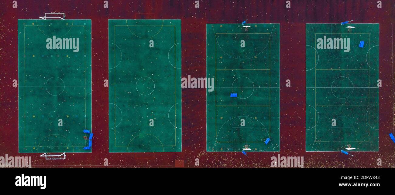 Terrains de footballeurs Banque d'image et photos - Alamy