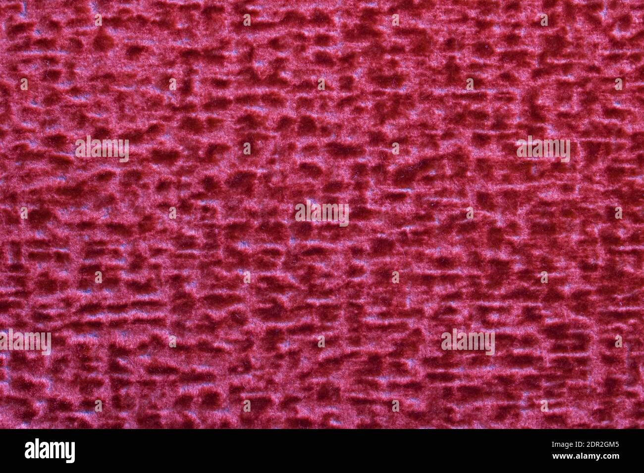 Tissu drapé rouge Banque de photographies et d’images à haute ...