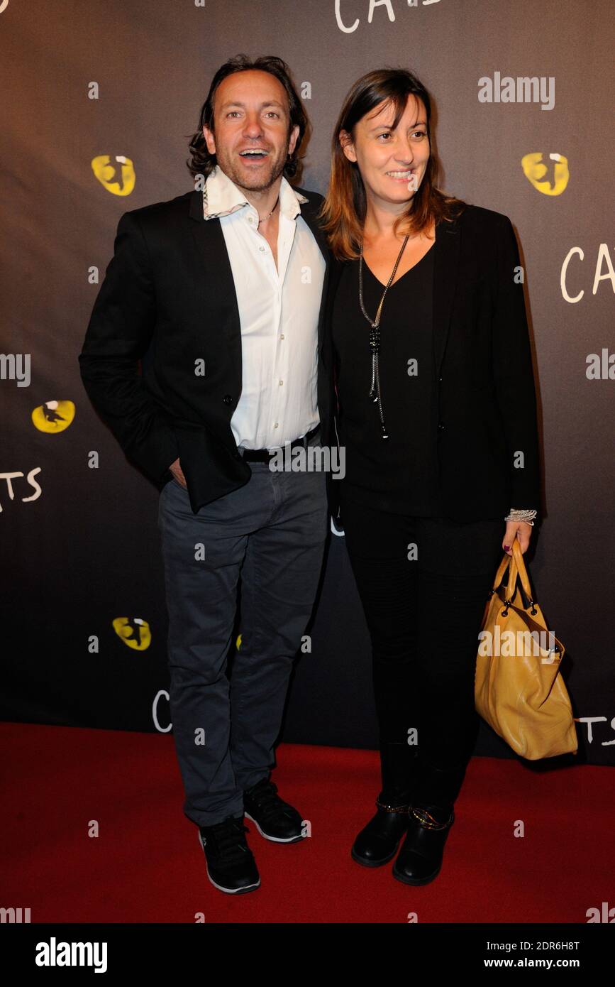 Philippe Candeloro et sa femme assistent à la première de Cats au ...