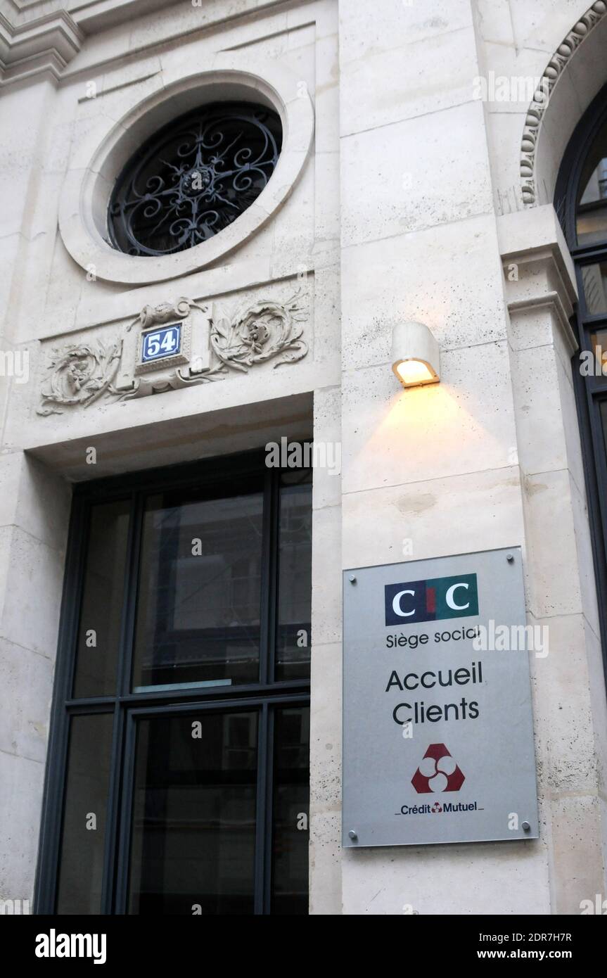 Cic a paris Banque de photographies et d’images à haute résolution - Alamy