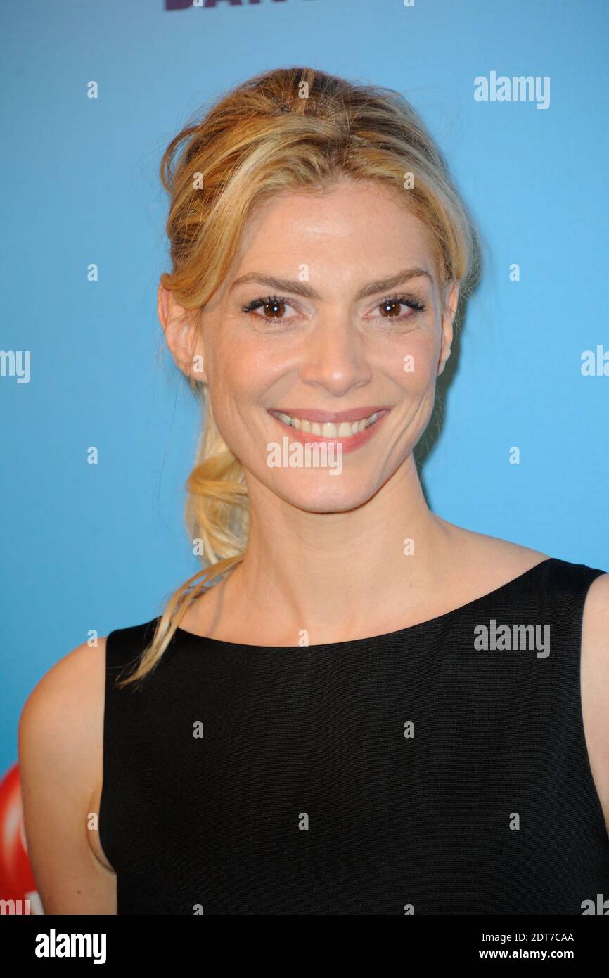 Judith El Zein participe à la première de 'Supercondriaque' qui s'est ...