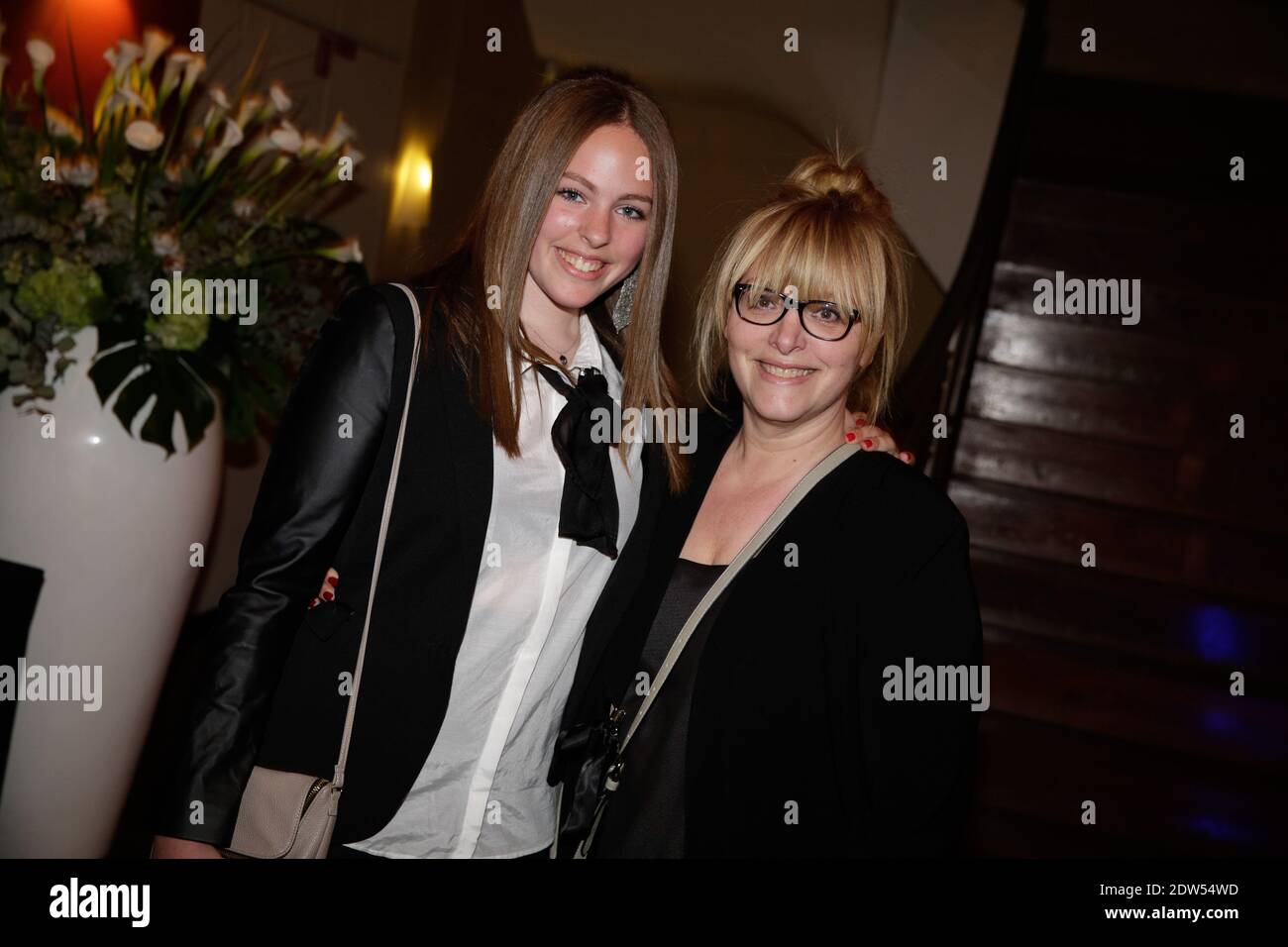 EXCLUSIF - Caroline Diament et sa fille Salome assistent à la première ...