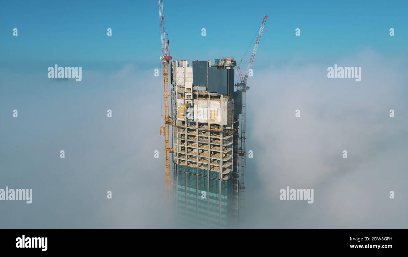 Varsovie varso tower en construction Banque de photographies et d ...