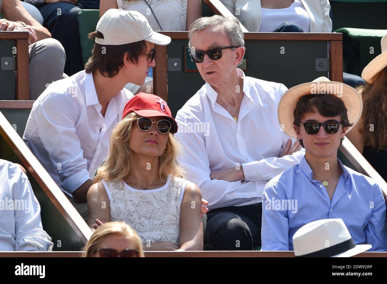 Bernard Arnault, PDG de LVMH, a regardé le match de fin de match ...