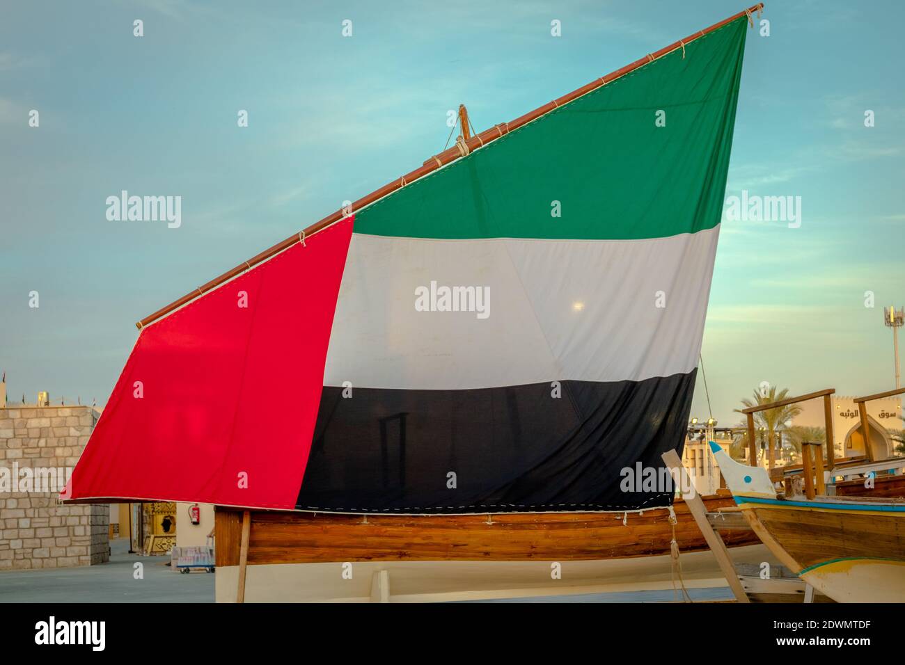 Drapeau noir blanc rouge pays Banque d'image et photos - Alamy