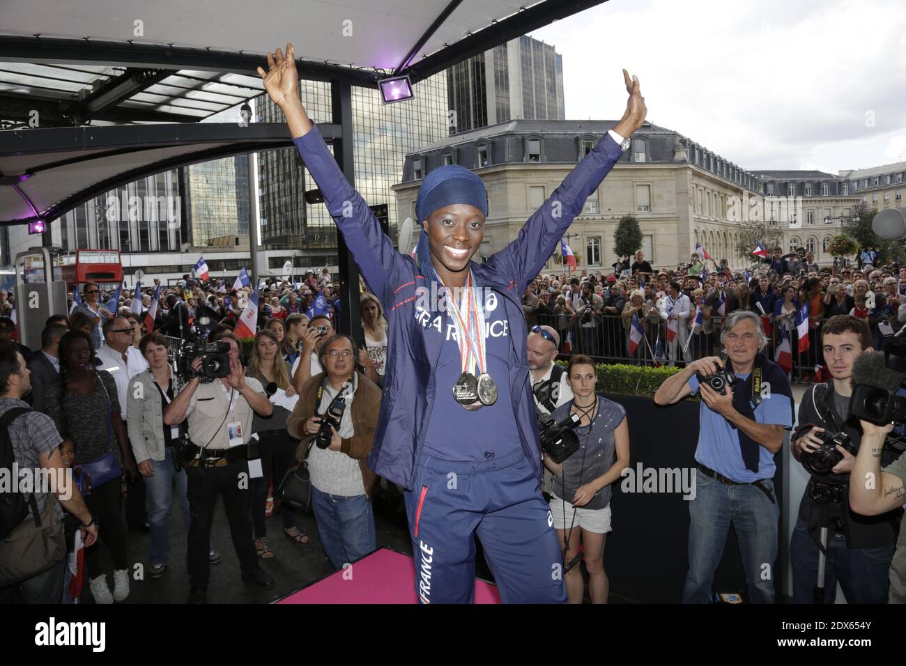 Myriam soumare zurich Banque de photographies et d’images à haute ...