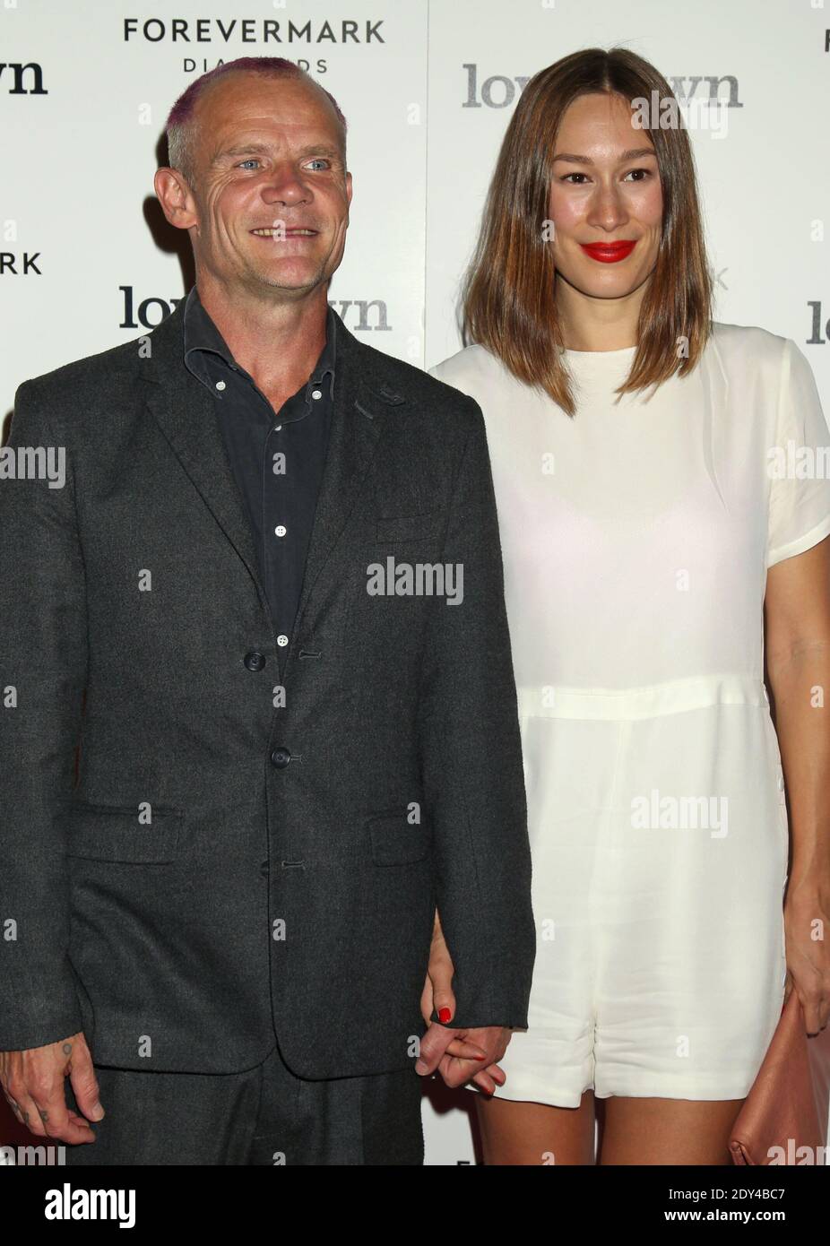 Sandha khin Banque de photographies et d’images à haute résolution - Alamy