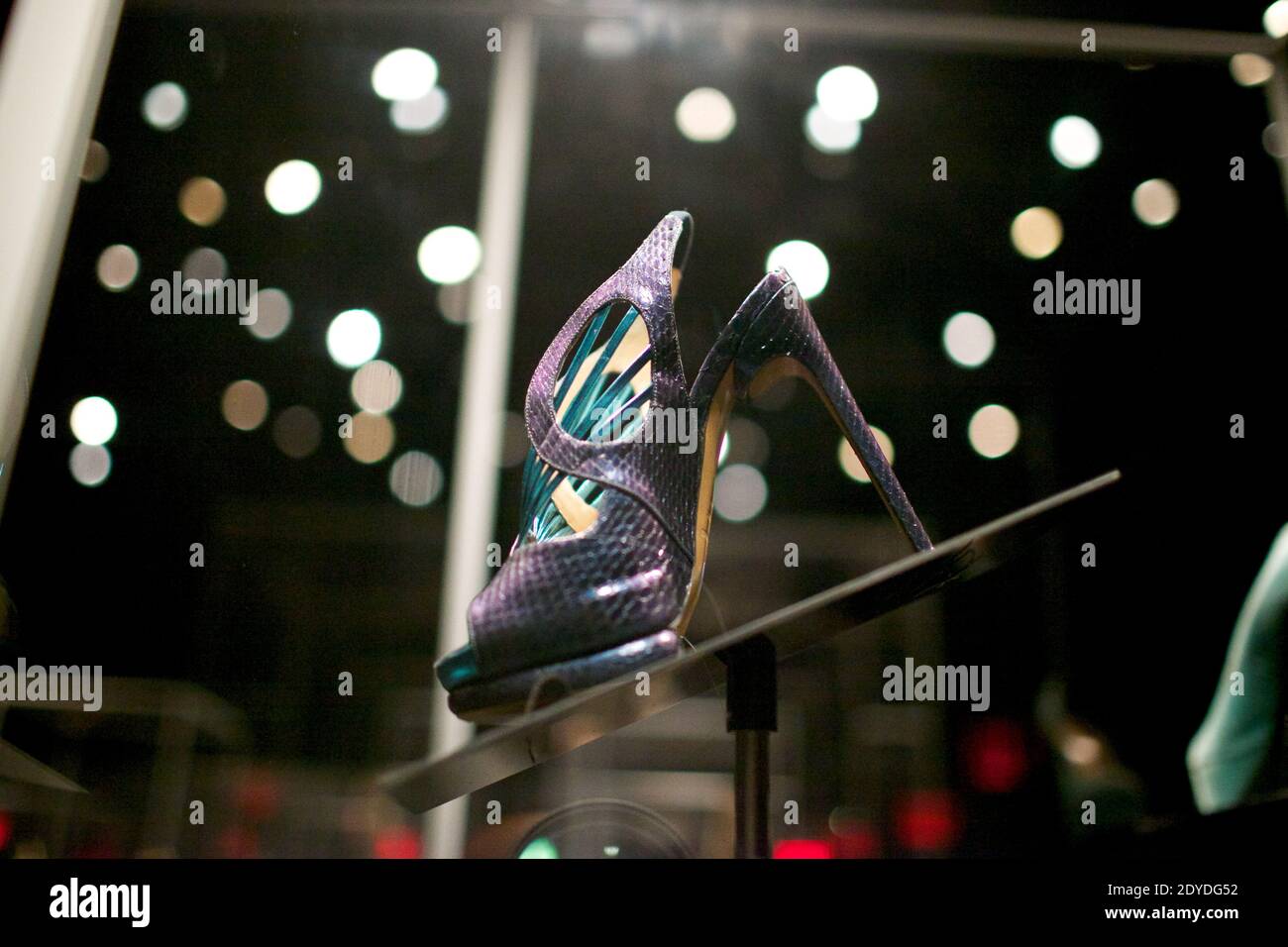 Réception d'ouverture pour Shoe obsession, avec environ 150 exemples de ...