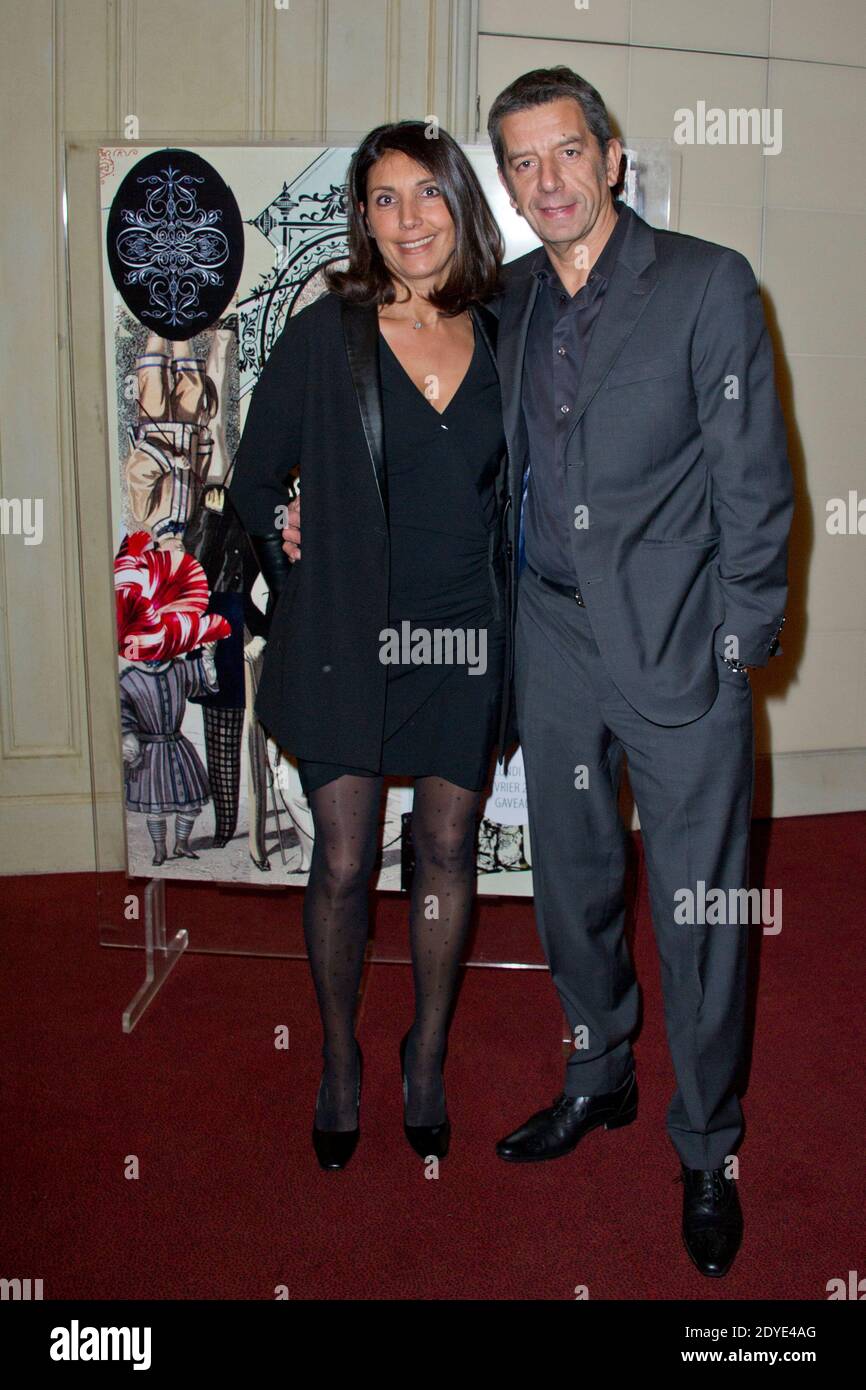 Michel Cymes participe au Gala d'enfance Majuscule, une organisation ...