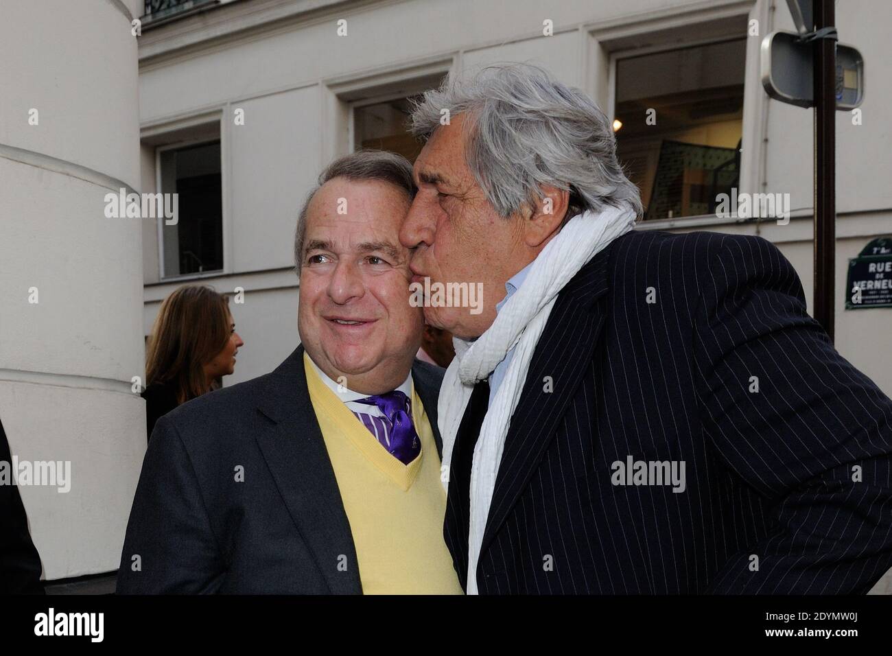 Jean-Pierre Castaldi et Paul-Loup Sulitzer assistent à la nouvelle ...