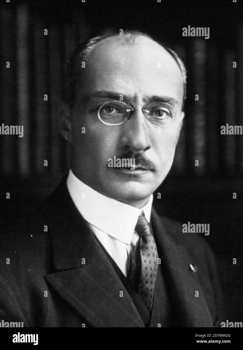 Pierre georges Banque d'images noir et blanc - Alamy
