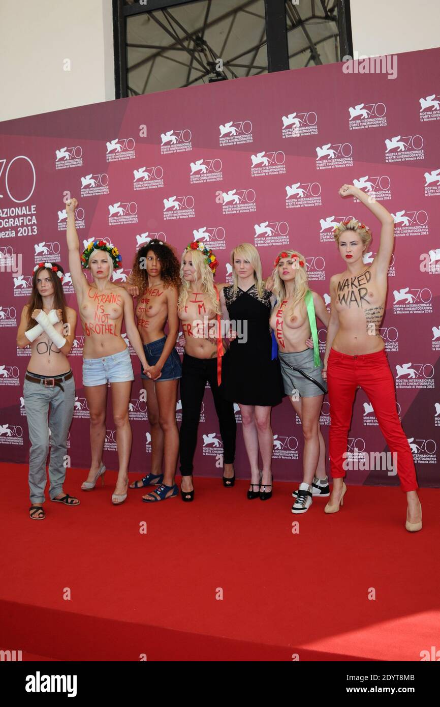Inna Shevchenko, Sasha Shevchenko, réalisateur Kitty Green et Femen militants assistant à la ...