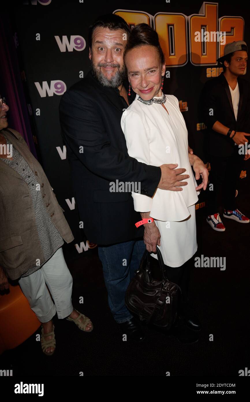 Frot dominique Banque de photographies et d’images à haute résolution ...