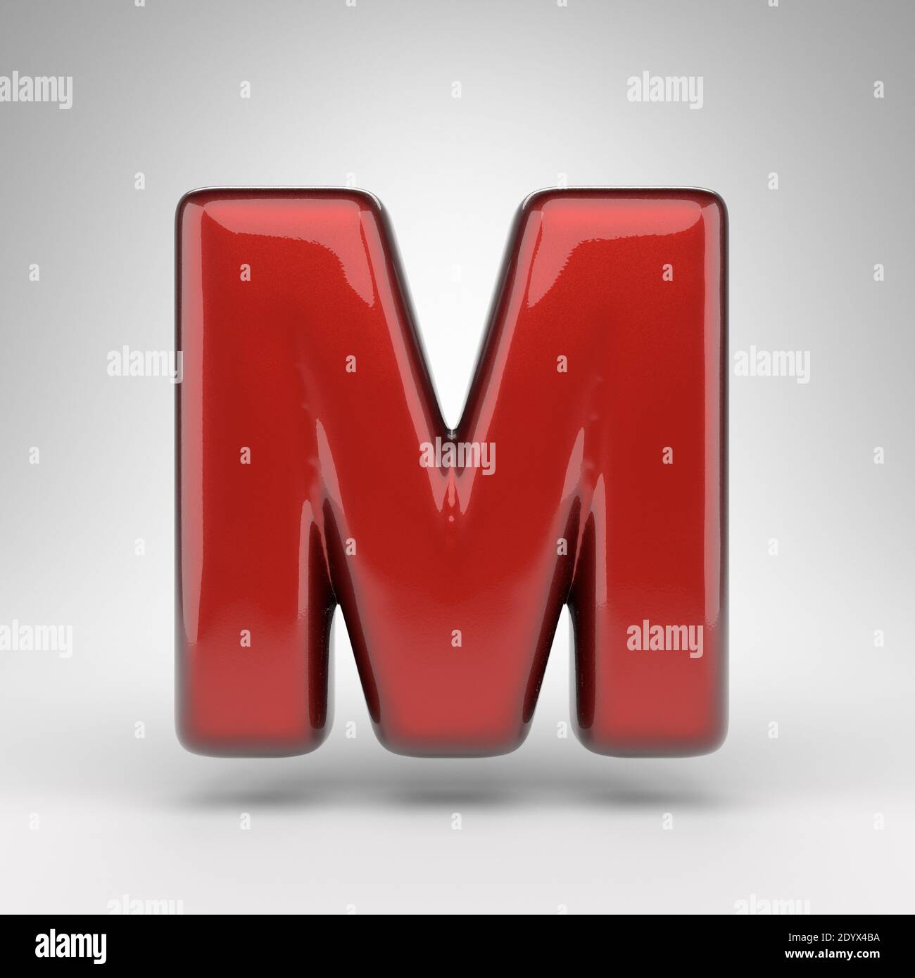 Lettre M majuscule sur fond blanc. Police de rendu 3D Red car Paint ...