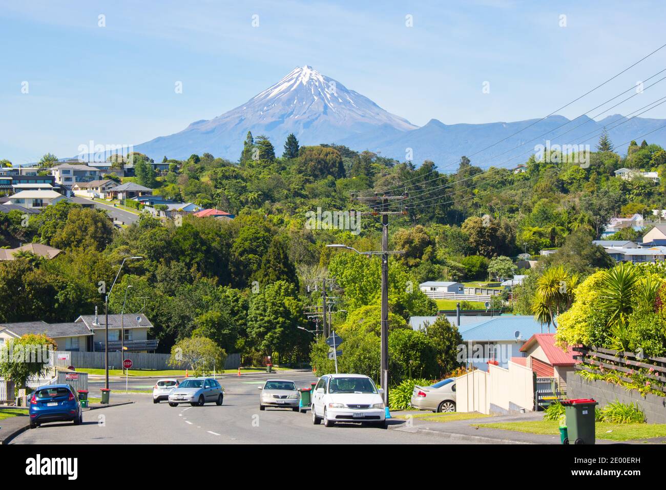 Mount taranaki egmont Banque de photographies et d’images à haute ...