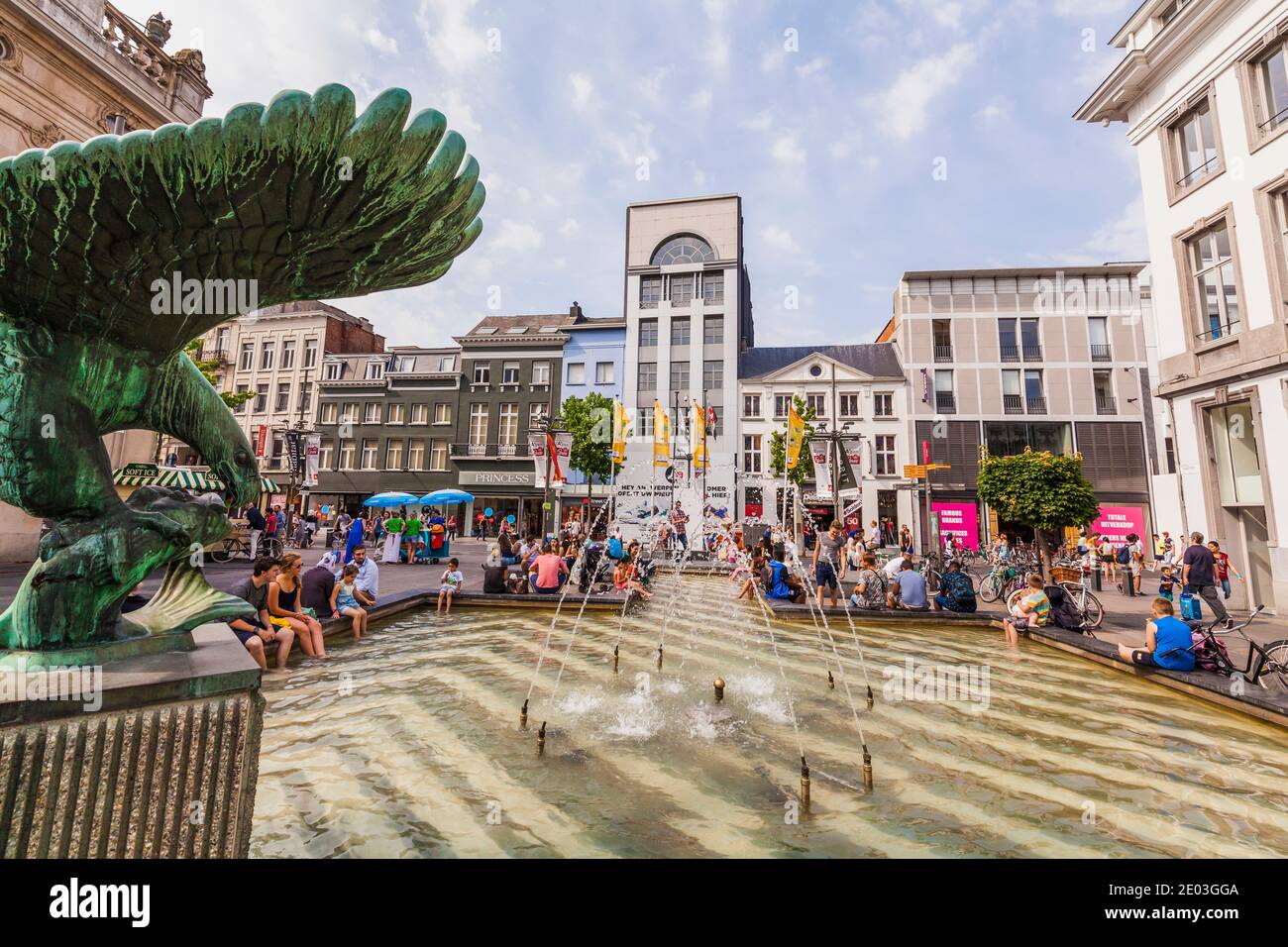 Faire du shopping en belgique Banque de photographies et d’images à ...