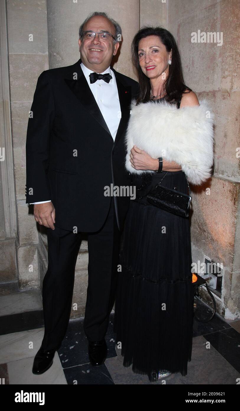 Le professeur David Khayat et son épouse assistent au dîner de gala ...