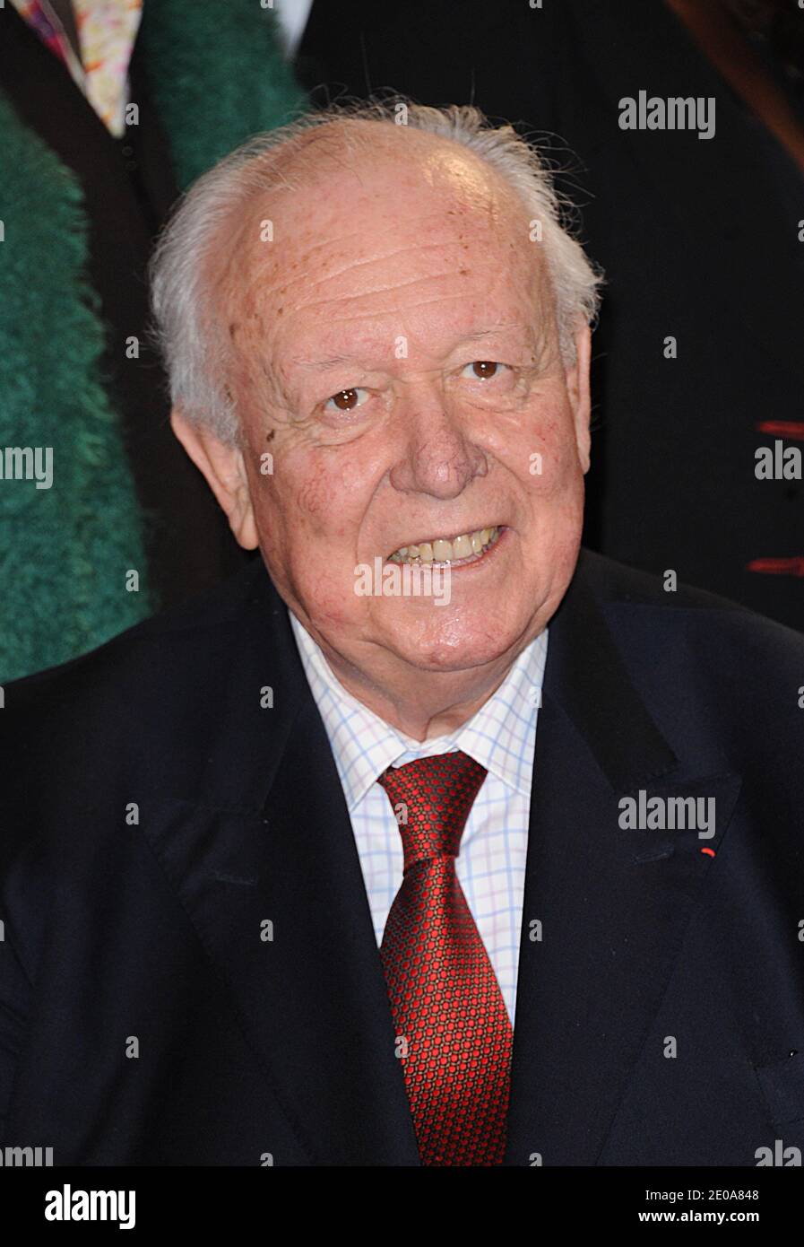 Le maire de Marseille Jean-Claude Gaudin pose pour le lancement de ...