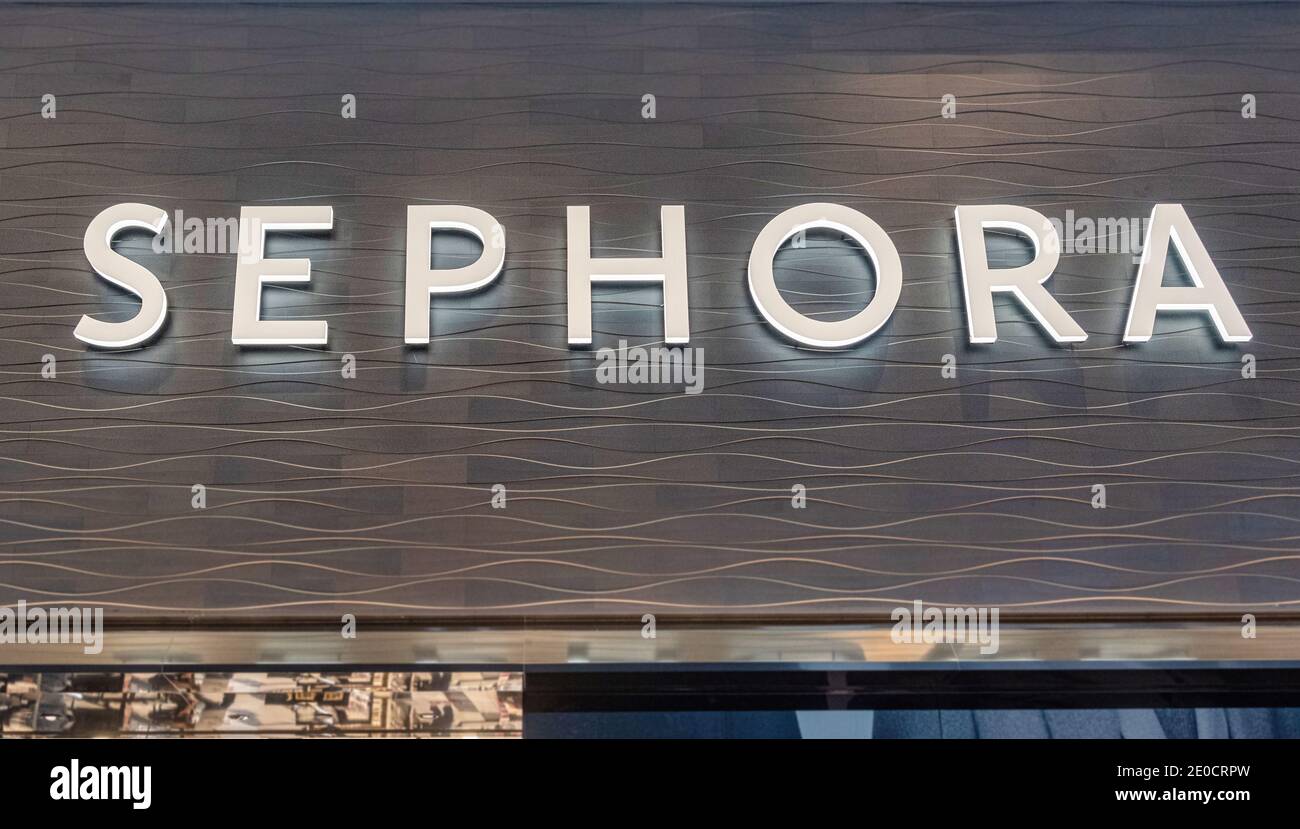 Magasin sephora Banque de photographies et d’images à haute résolution ...