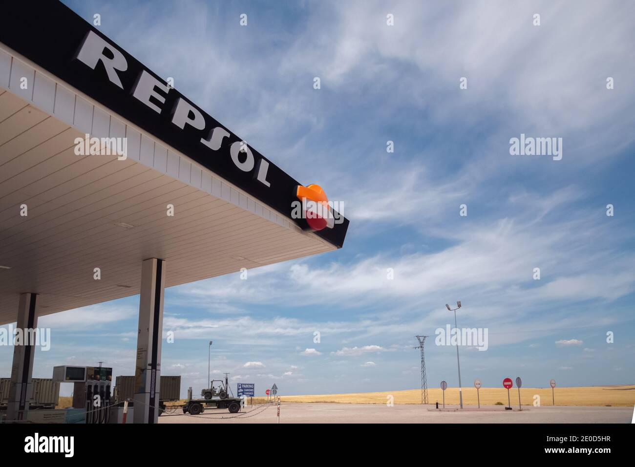 Repsol gas station Banque de photographies et d’images à haute ...