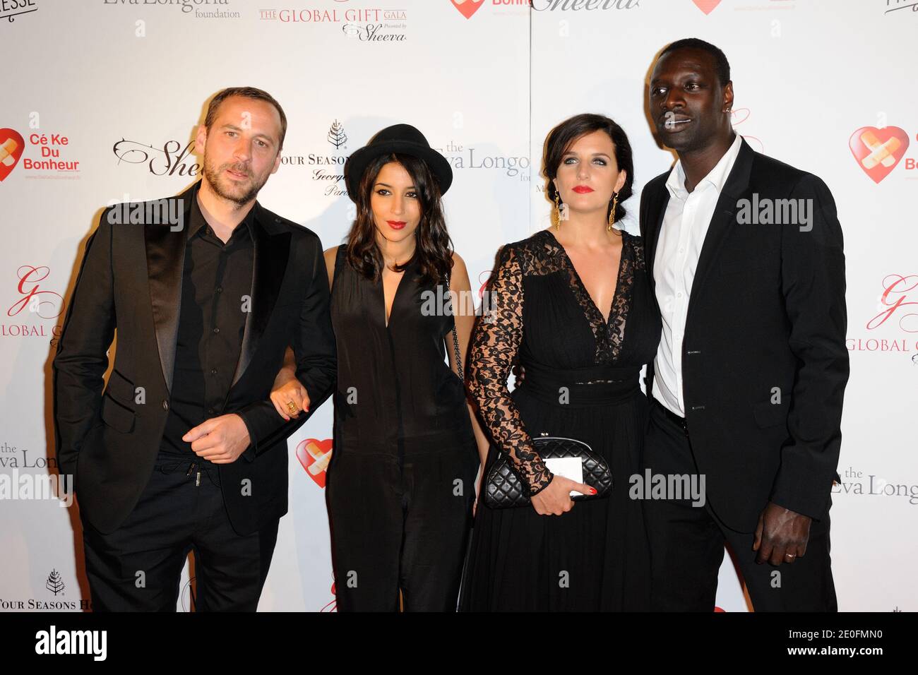 Fred Testot, Leila Bekhti, Helen Sy et Omar Sy participant au Gala ...