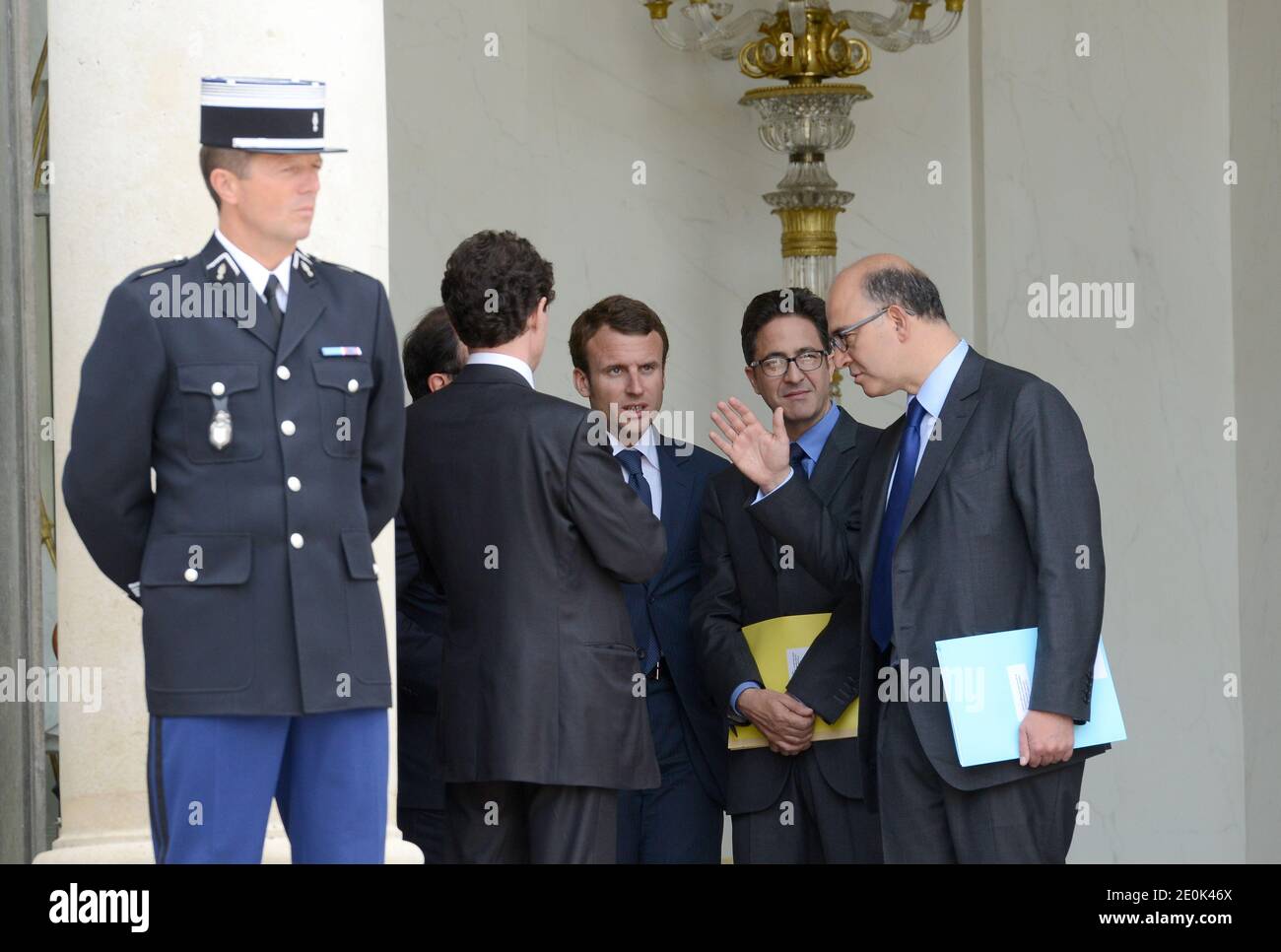 François hollande emmanuel macron Banque de photographies et d’images à ...