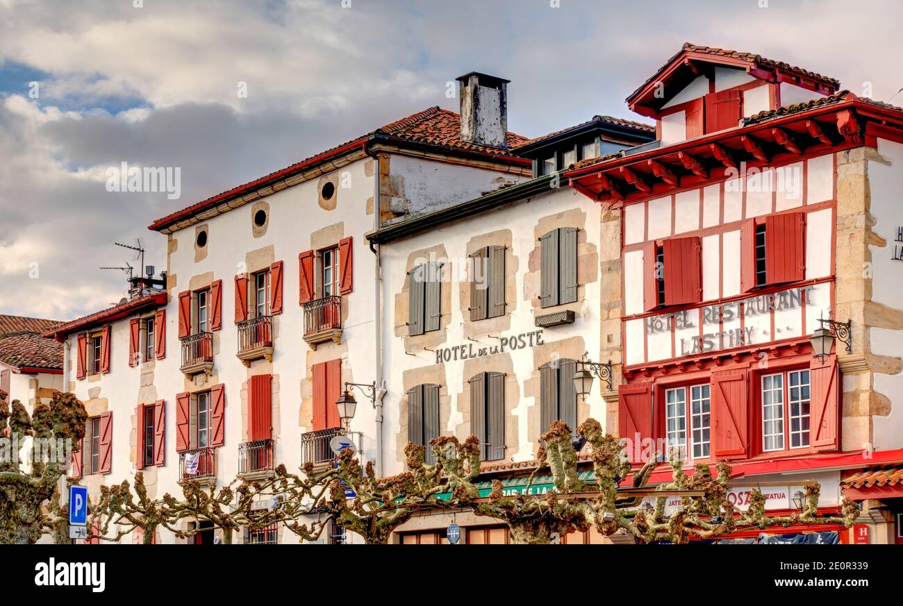 Croix de cimetiere pays basque Banque de photographies et d’images à ...