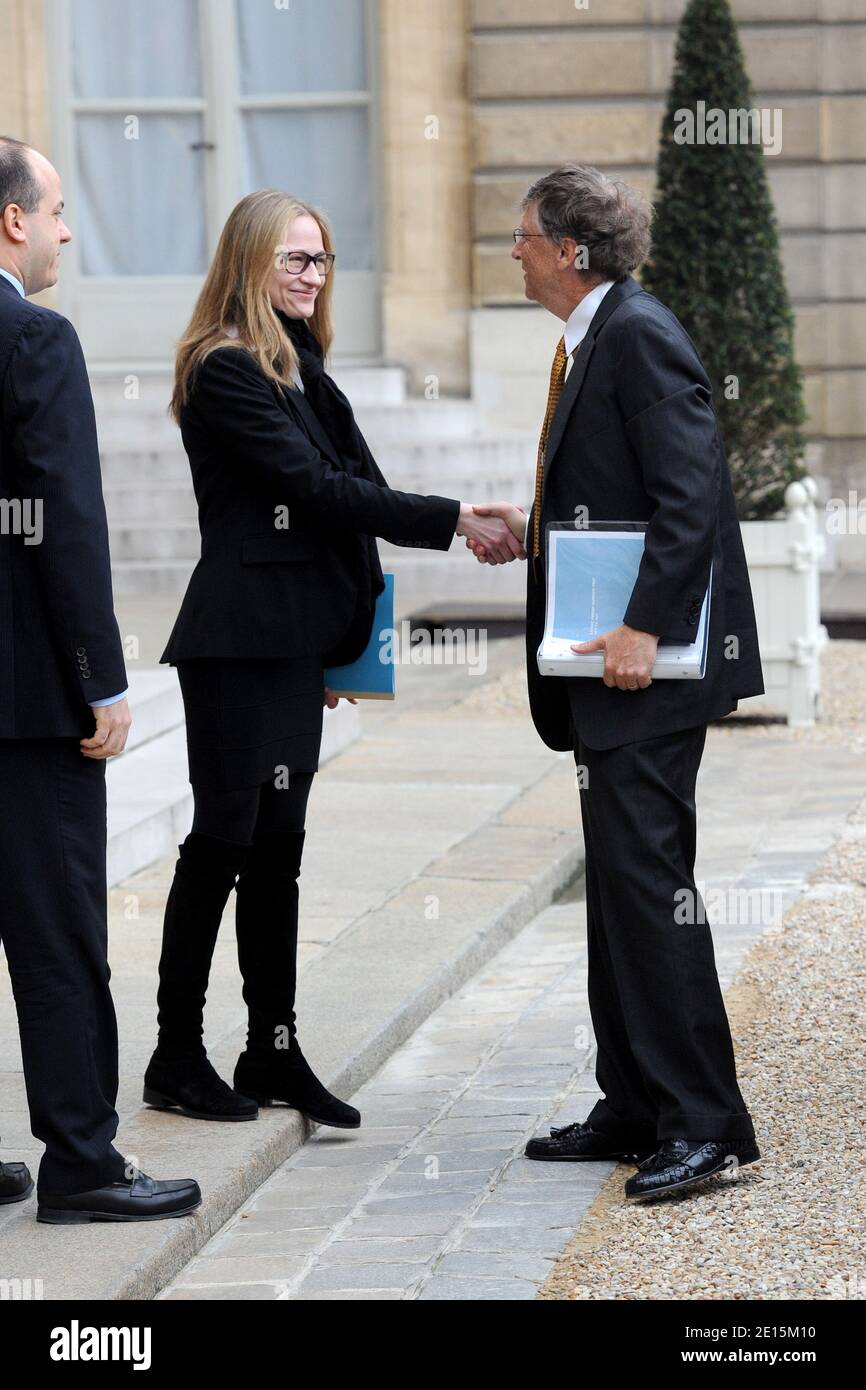 Microsoft founder bill gates arrives Banque de photographies et d ...