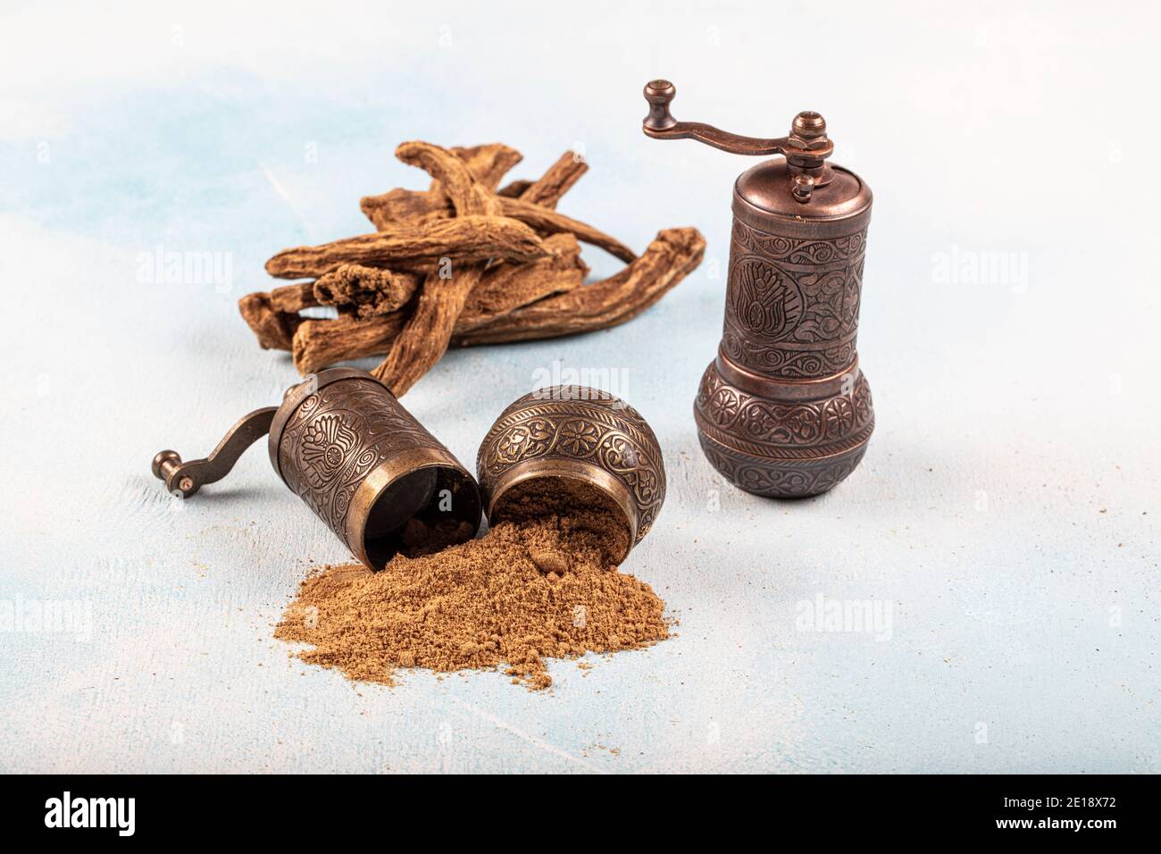 Agalloch eaglewood Banque de photographies et d’images à haute ...