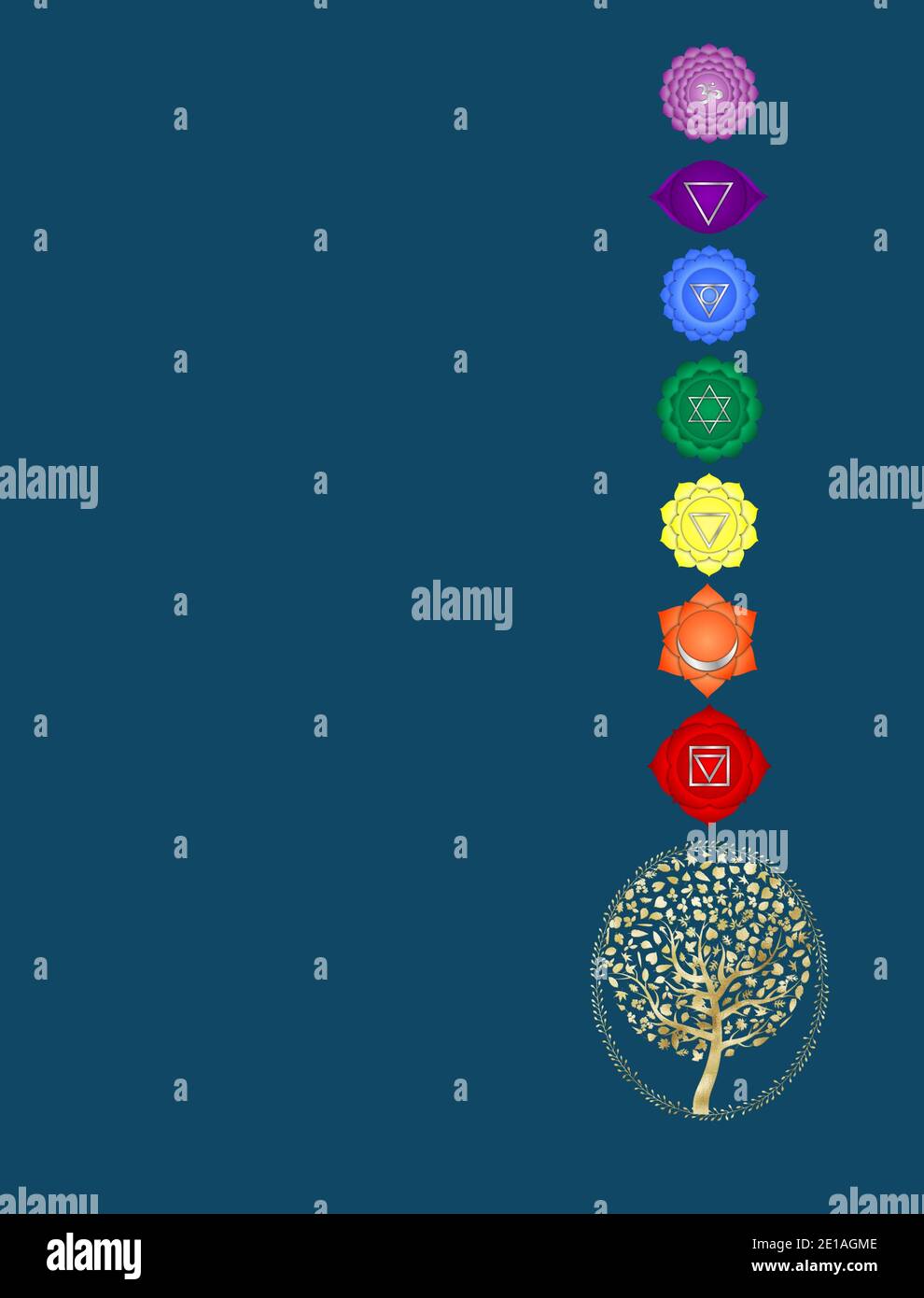 Arrière-plan spirituel avec chakras, silhouette de femme, arbre de vie ...