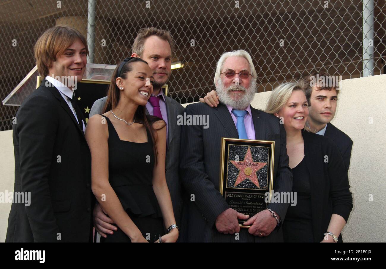 Donald sutherland and family Banque de photographies et d’images à ...