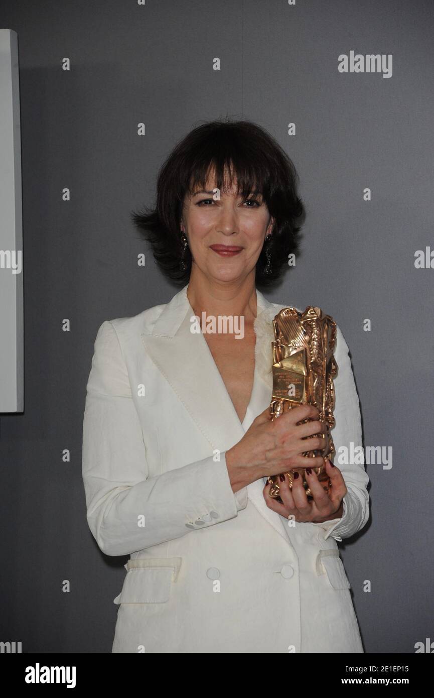 Anne alvaro Banque de photographies et d’images à haute résolution - Alamy