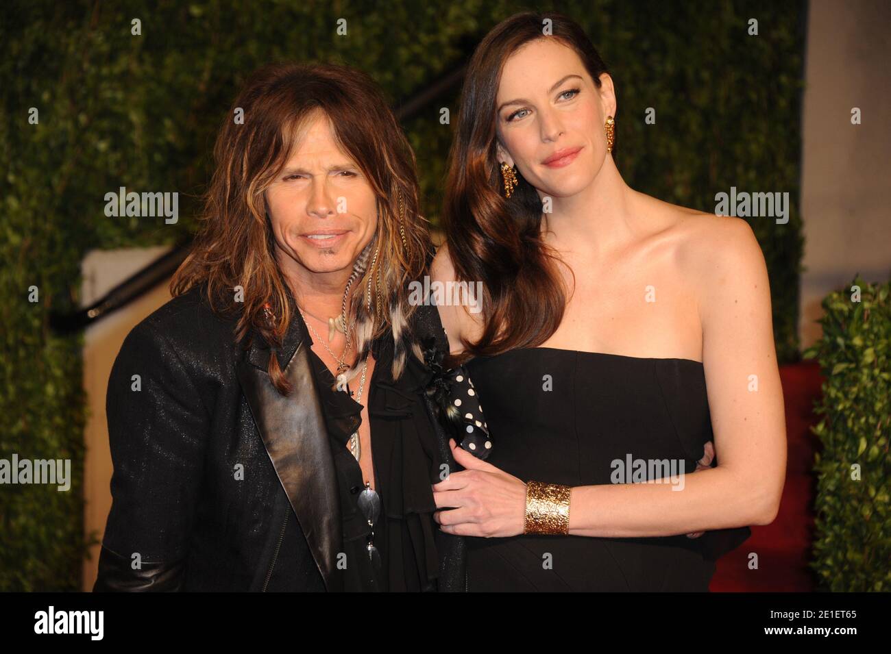 Liv Tyler et Steven Tyler arrivent au Vanity Fair Oscar Party organisé ...
