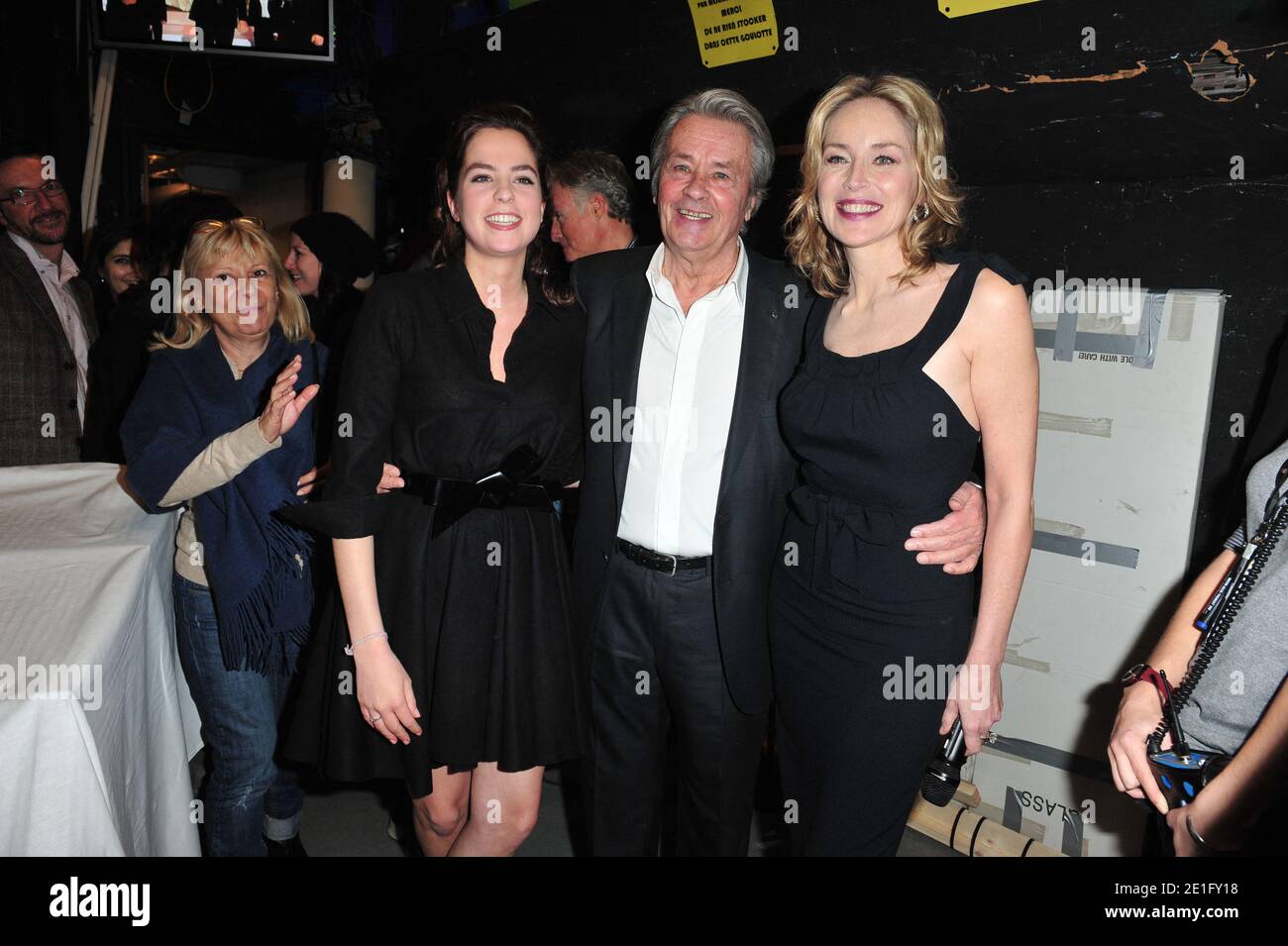 Anouchka Delon, Alain Delon, Sharon Stone lors de l'enregistrement de l ...