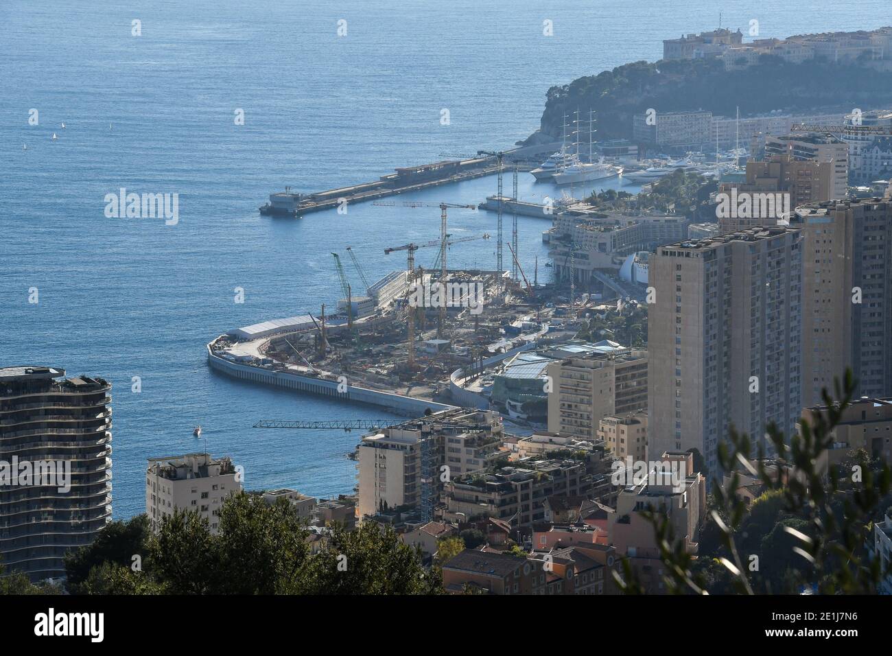 L'extension à la mer de Monaco monopolise l'industrie de la ...