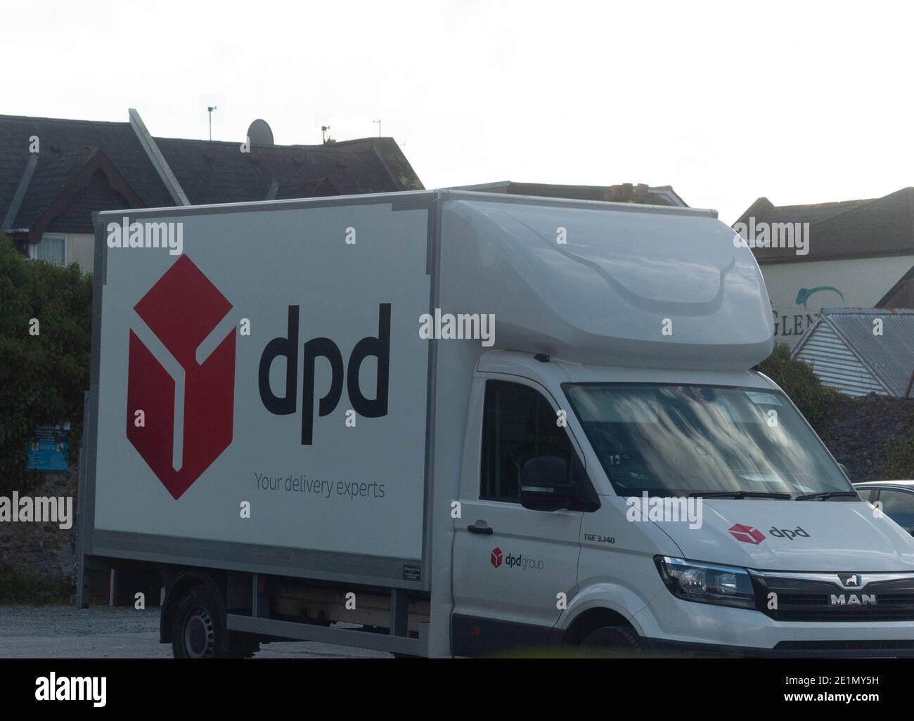 Pilote de livraison dpd Banque de photographies et d’images à haute ...