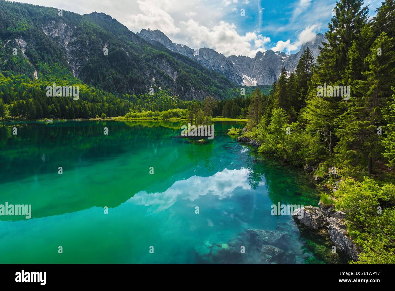 Lac friuli Banque de photographies et d’images à haute résolution - Alamy