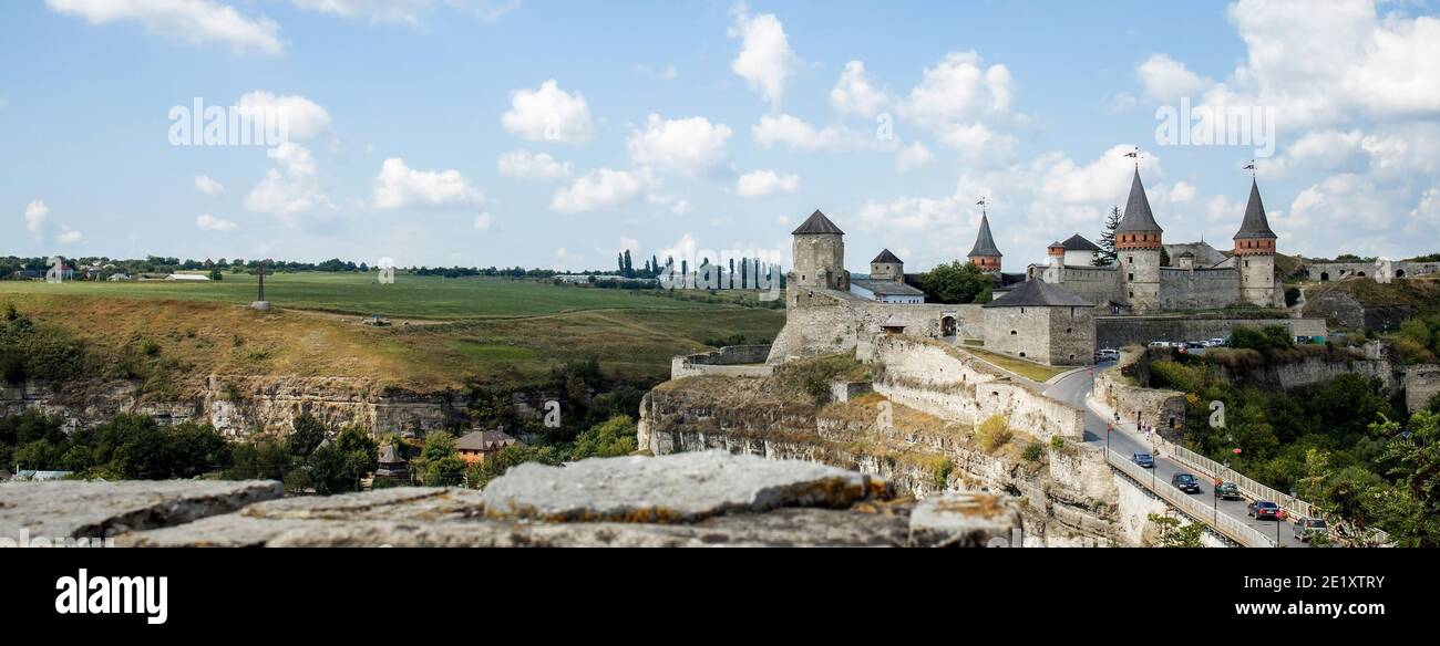 12 août 2020 Kamenets Podolsk: Vue pittoresque d'été de l'ancien ...