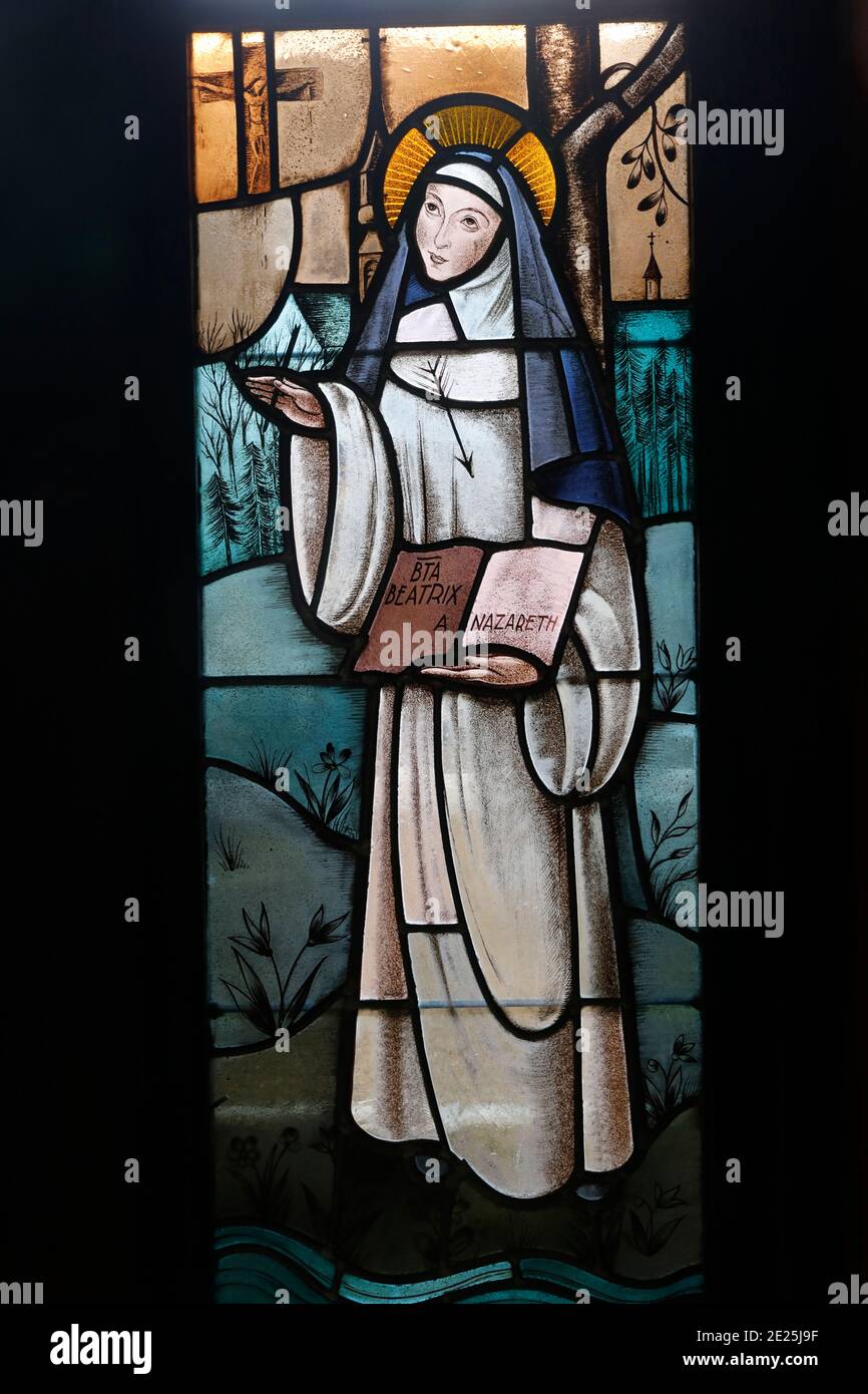 Abbaye trappiste d'Orval, Belgique. Vitrail. Saint Beatrix Photo Stock ...