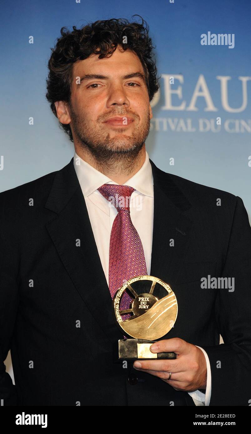 Le réalisateur Matthew Gordon pose après avoir remporté le prix du jury ...