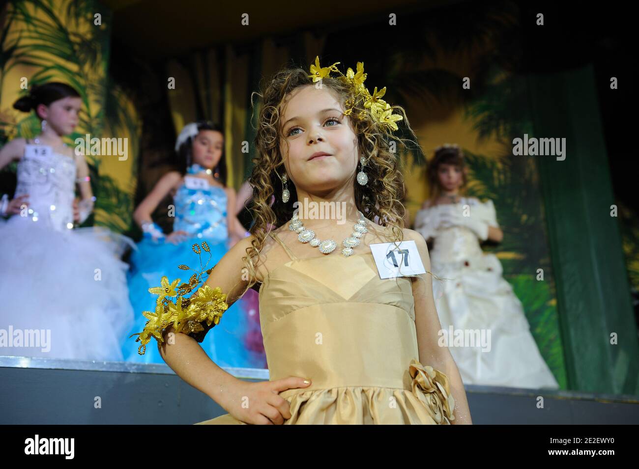 Mini miss france Banque de photographies et d’images à haute résolution ...