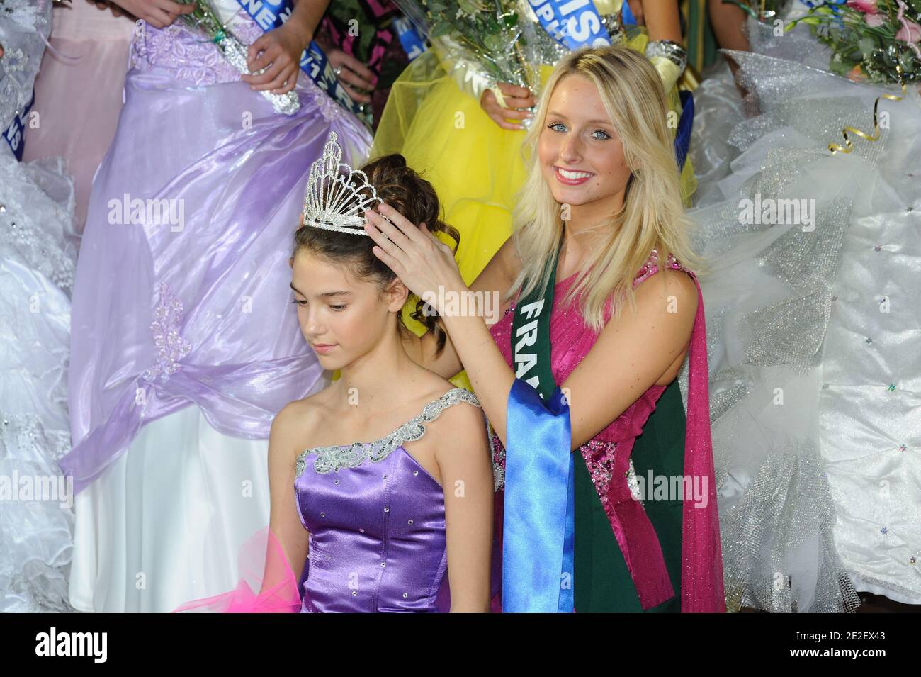 Mini miss france Banque de photographies et d’images à haute résolution ...