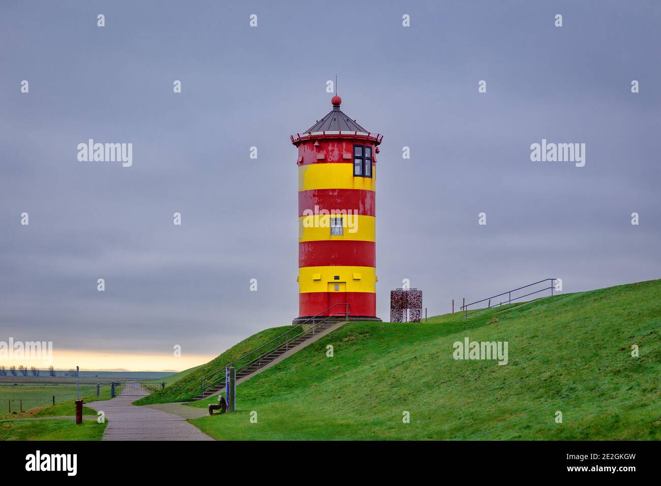 Phare de pilsumer Banque de photographies et d’images à haute ...