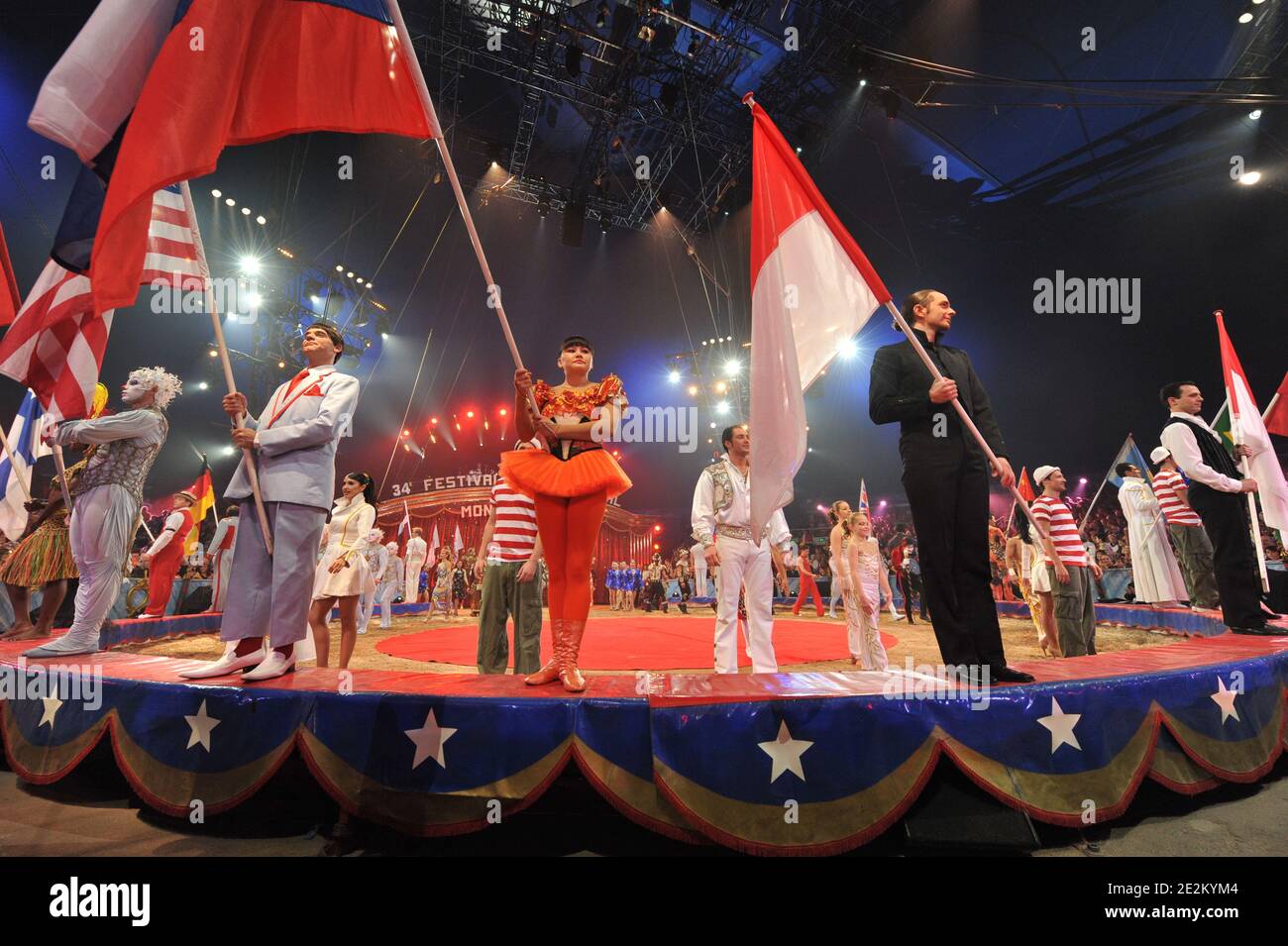 Festival du cirque de monte carlo Banque de photographies et d’images à ...