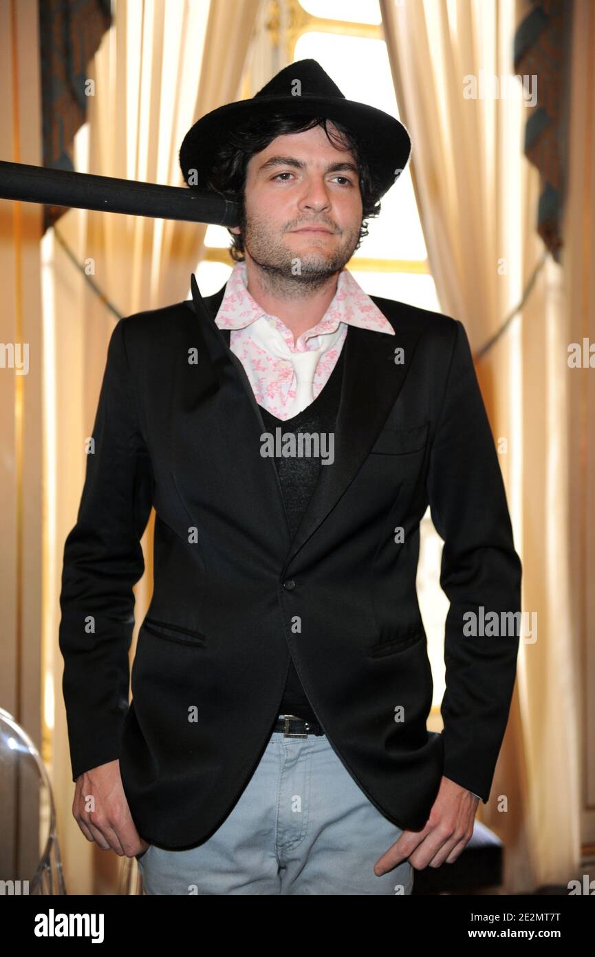 Le chanteur francais mathieu chedid aka m Banque de photographies et d ...