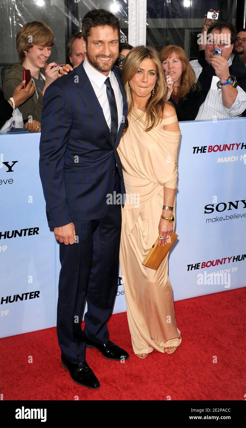 Jennifer aniston et gerard butler Banque de photographies et d’images à ...