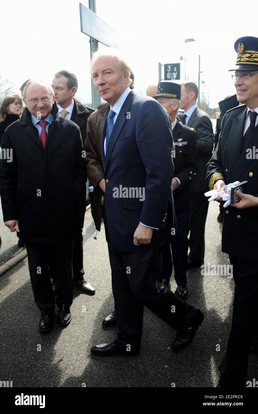 Brice Hortefeux en placement dans l'Oise sur le thème de l'insecurite ...