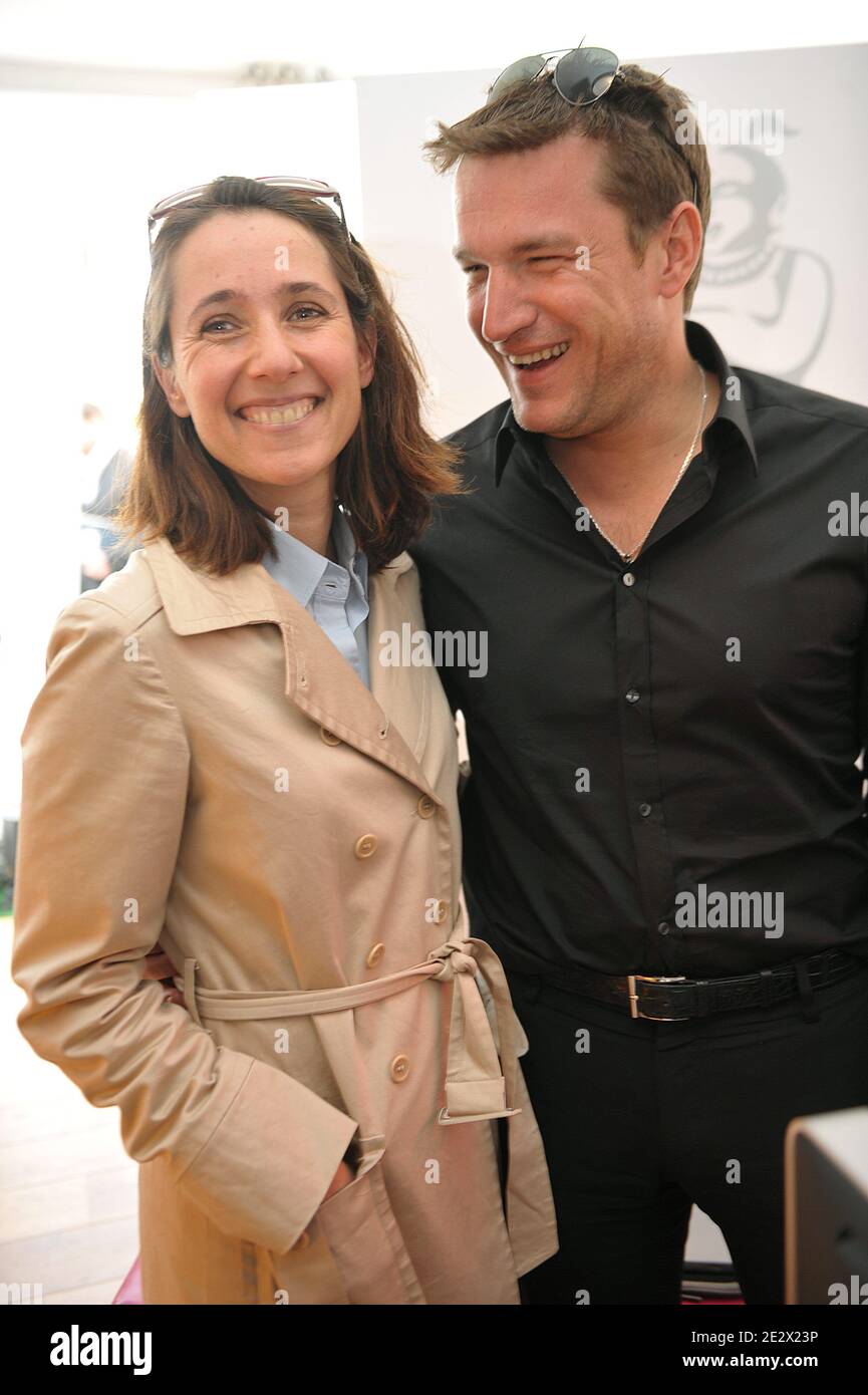 Benjamin Castaldi et Alexia Laroche-Joubert lors du MIPTV 2010 à Cannes ...
