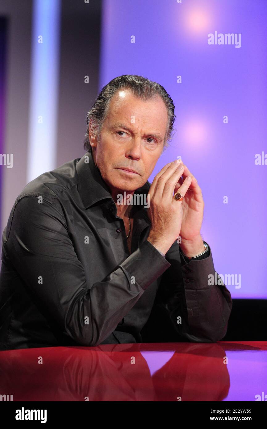 Michel Leeb lors de l'enregistrement de l'émission vie privée, vie ...