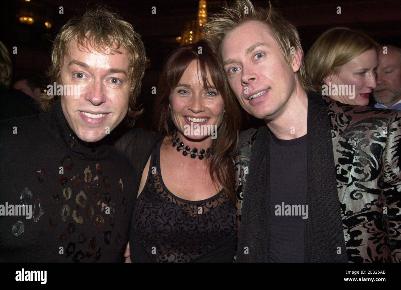 Womens hairdresser Banque de photographies et d’images à haute ...